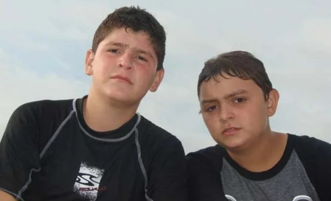La dramática historia de 2 amigos inseparables que ahora seguirán ...