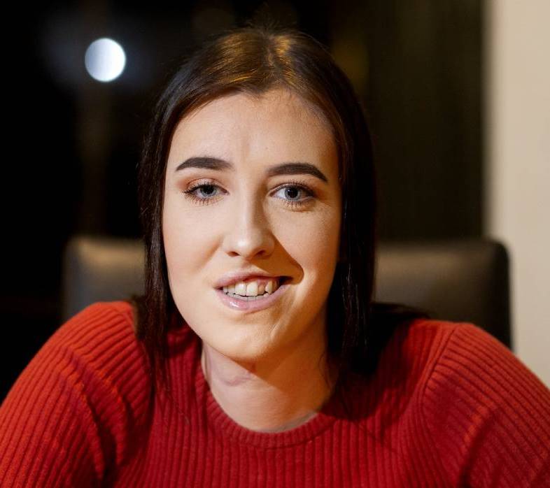 Cuando prestó atención al pequeño granito que tenía detrás de la oreja ...