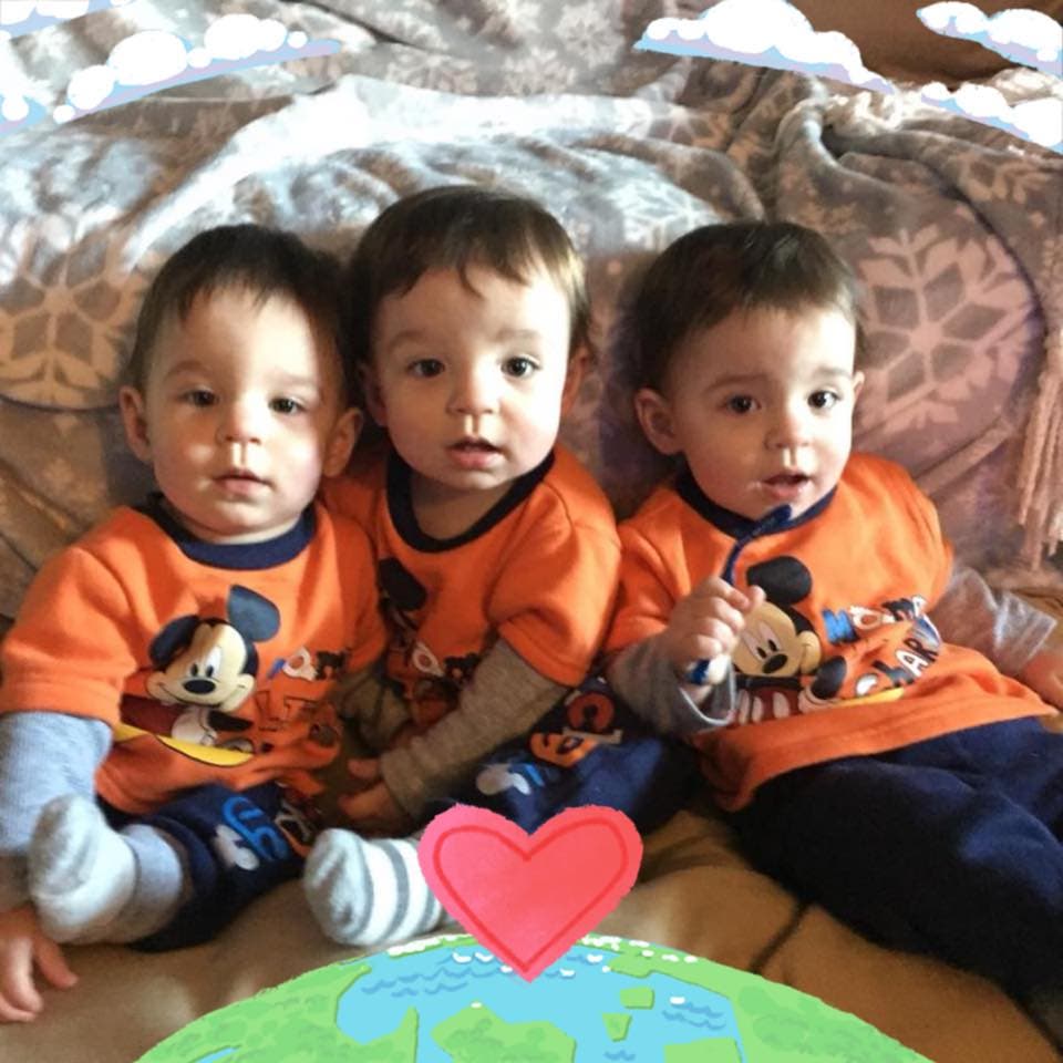 Los trillizos que protagonizan el caso más raro del mundo hacen ...