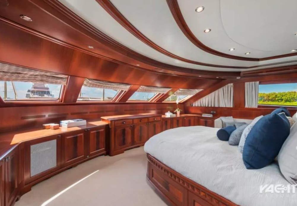 Así era el yate de Marc Anthony de 6 millones de euros que fue ...