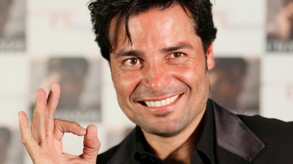 20 momentos en los que Chayanne se quitó la camisa, a sus 55 años sigue ...